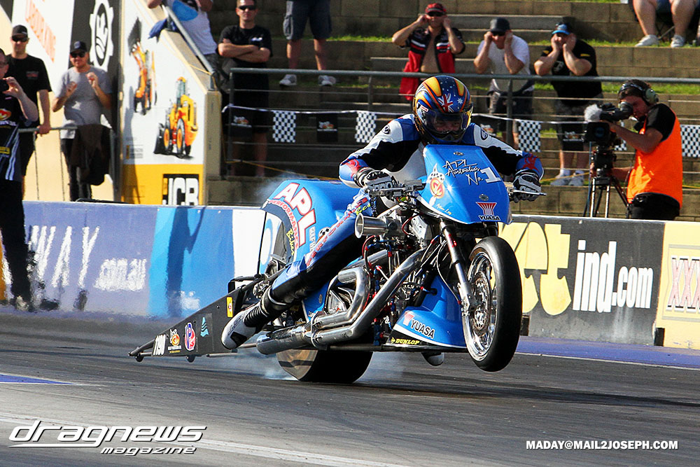 Gulf Western Oil Nitro Thunder through the lens - Joe Maday - Drag News ...