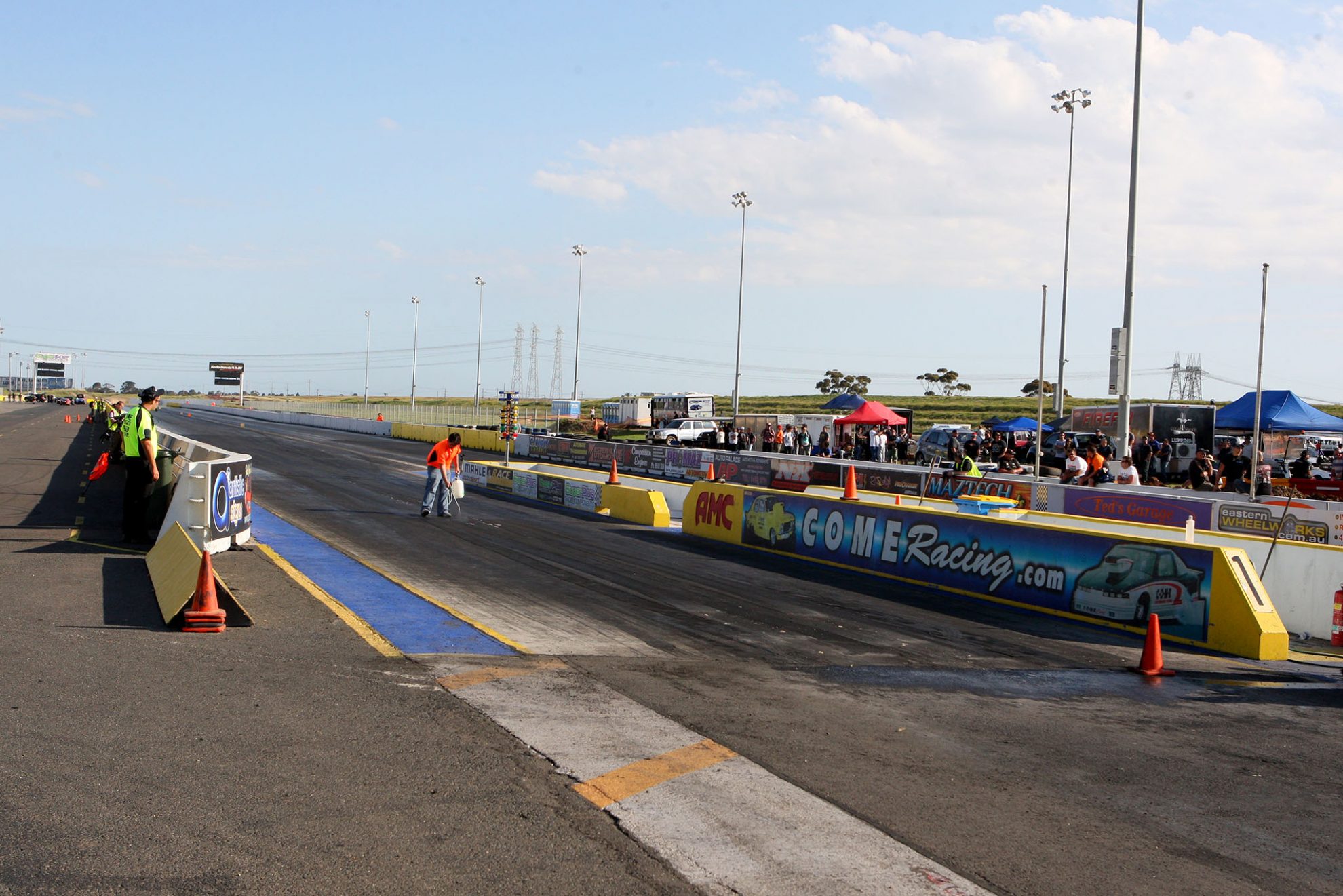VIDEO: Calder Park starts new track surface - Drag News Magazine