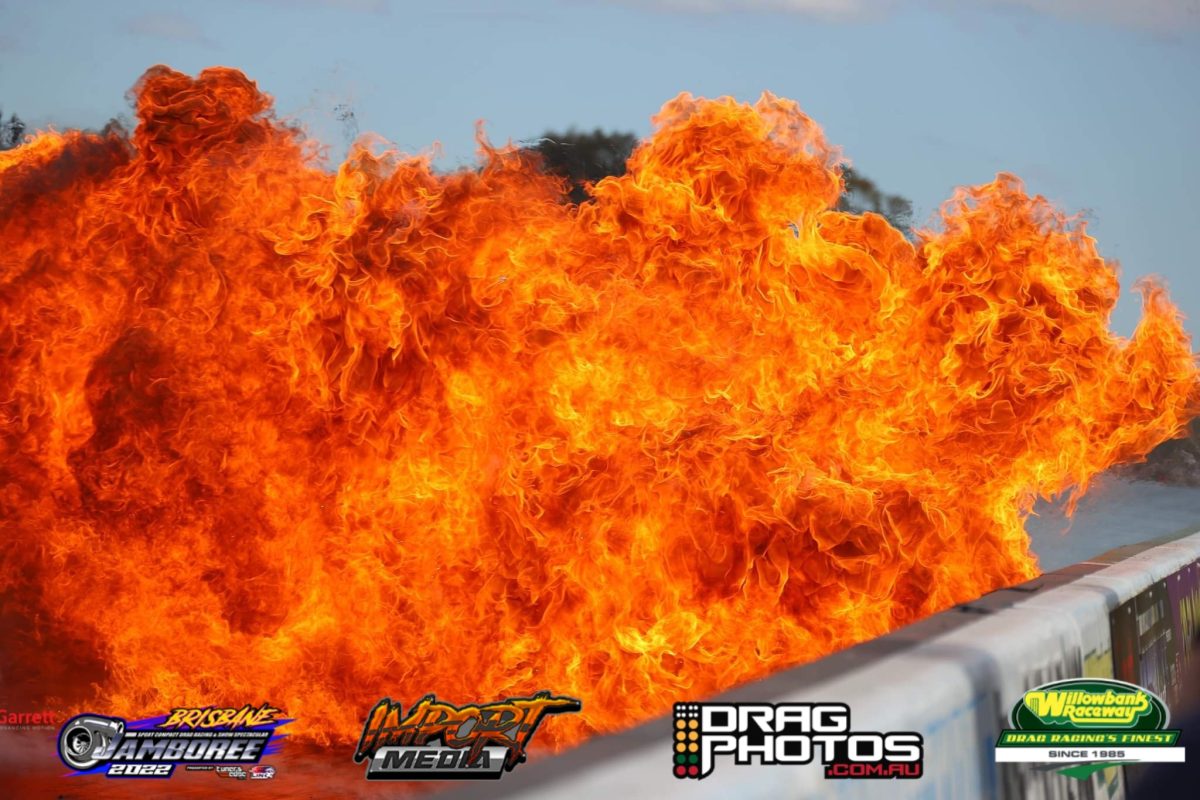 VIDEO: Jamboree racer walks away from VL fireball - Drag News Magazine