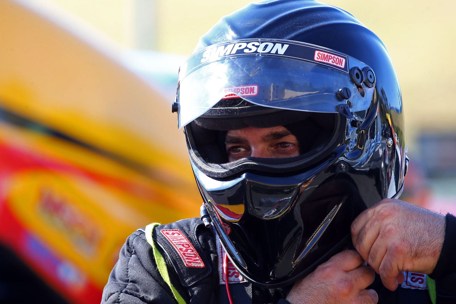 VALE: SAM FENECH - Drag News Magazine