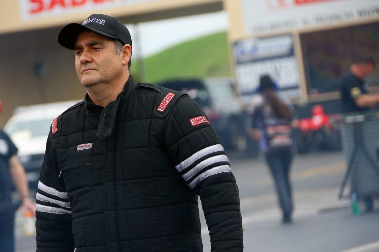 VALE: SAM FENECH - Drag News Magazine