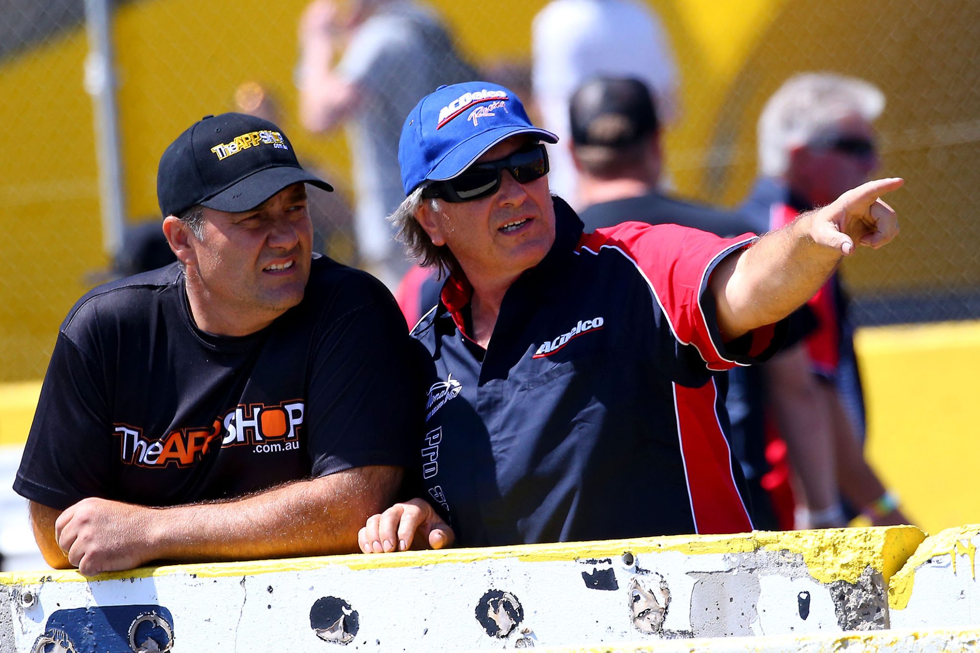 VALE: SAM FENECH - Drag News Magazine