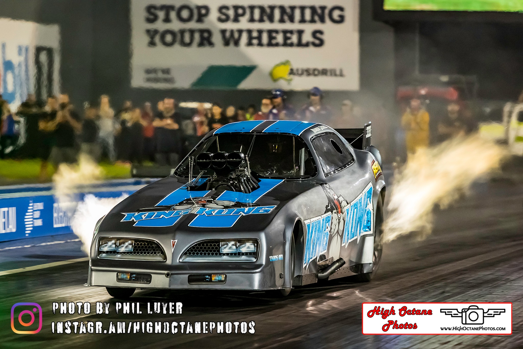 AEROFLOW OUTLAW NITRO FUNNY CARS DOMINATE IN EAST VS WEST SHOWDOWN ...