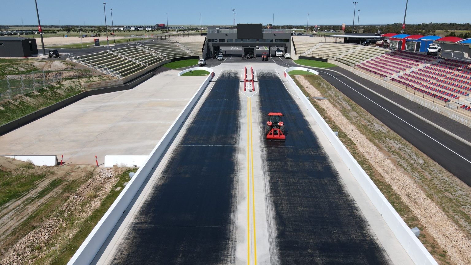 DRAGWAY AT THE BEND TRACK PREPARATION NEARING COMPLETION AHEAD OF ...